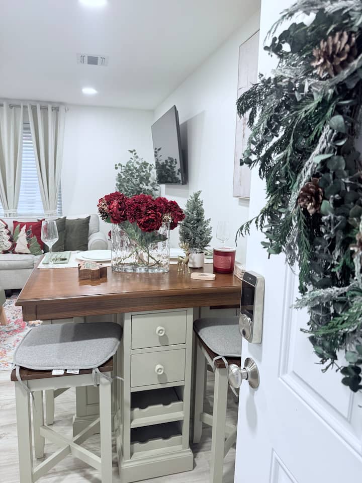 Cozy Modern Apartment Near Nyc - 15 Minutes By Bus - Queens, NY