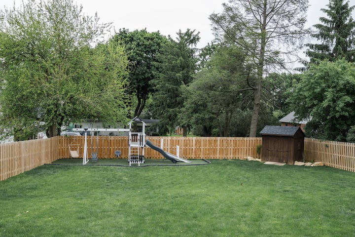 Renovated Cottage W/hot Tub & Swing Set - Strasburg, PA
