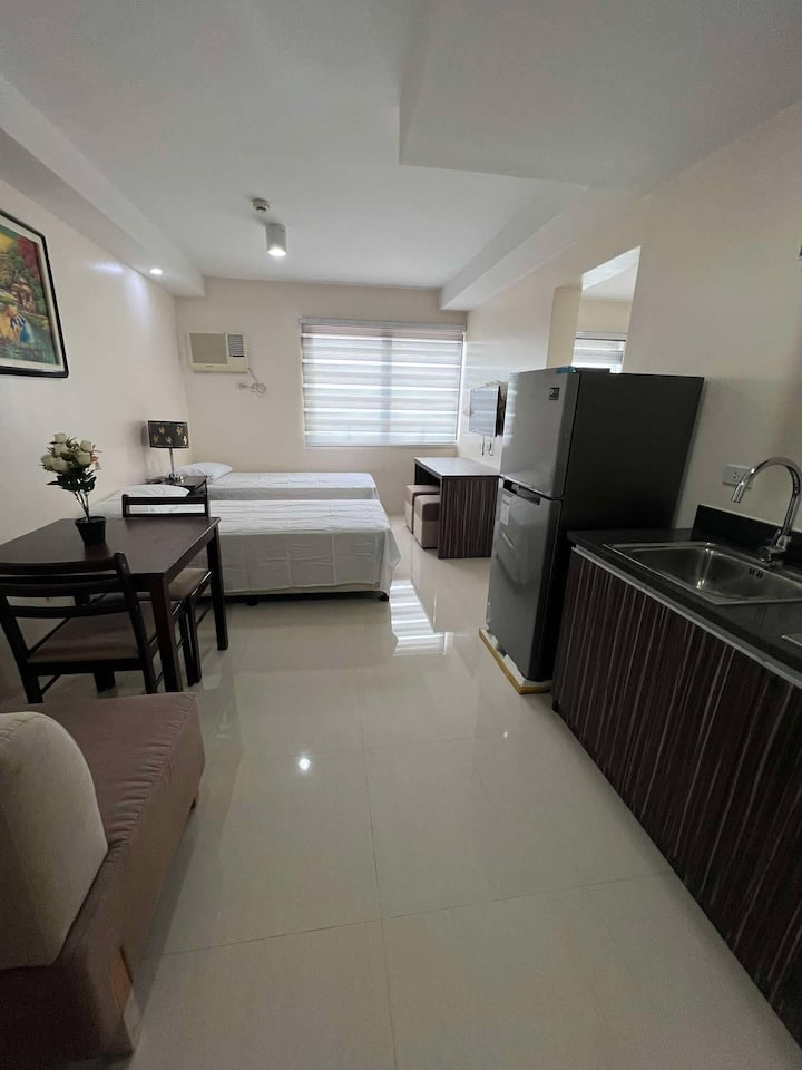 Persimmoncondomabolocebucity - Cebu