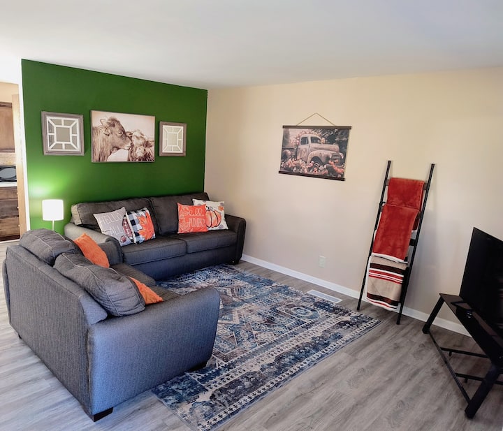 21st Street Retreat - Topeka, KS