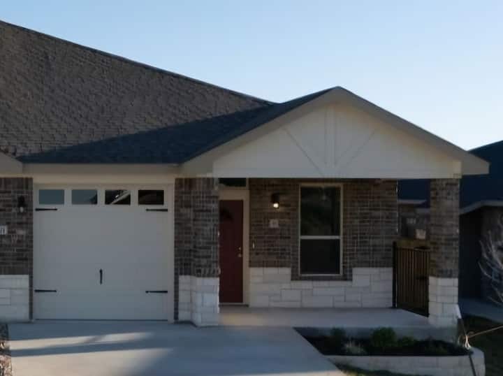 Cozy 3bdrm Haven: Relax & Unwind - Harker Heights, TX