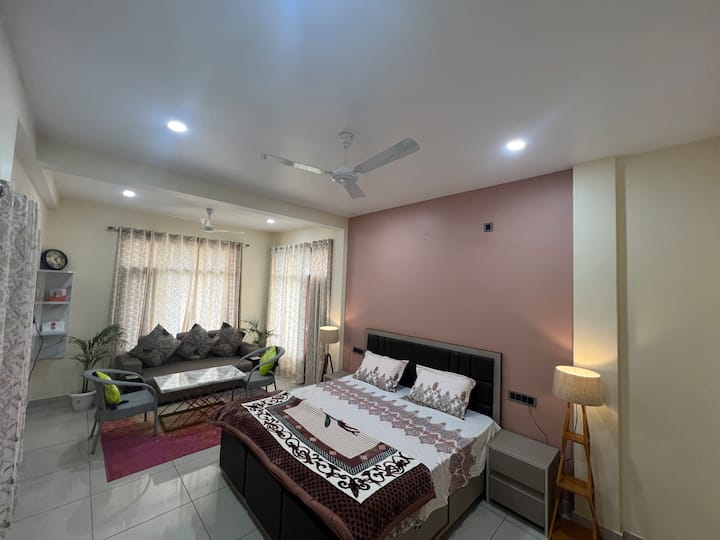 Umang Cottage 2bhk Penthouse- Dhauladhar View - Kangra