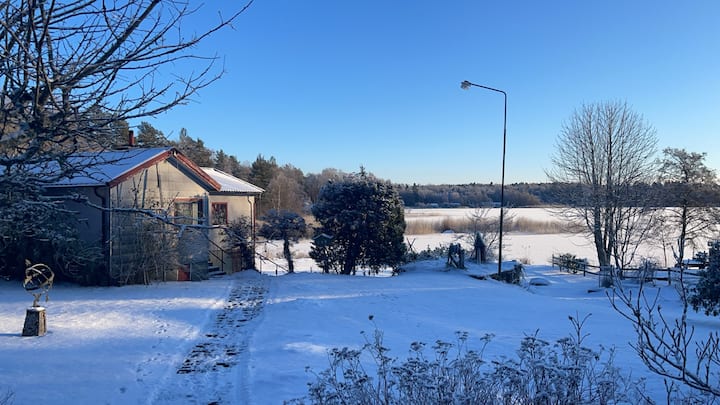 Mysig Stuga Vid Ornungasjön - Vårgårda
