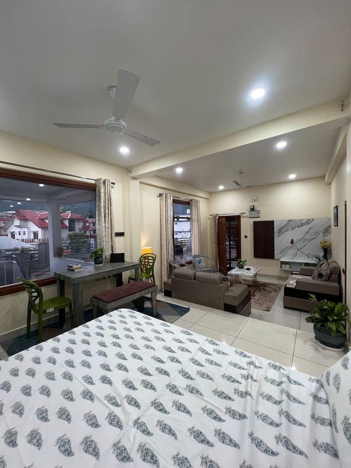 Luxury Workation 2bhk Penthouse | 
Himalayan View - Kangra