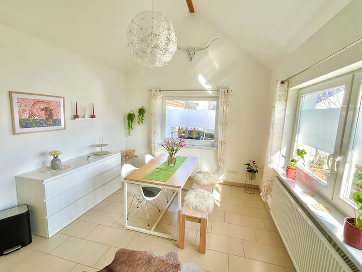 Bright Holiday Home Near The German Wine Route - Wachenheim