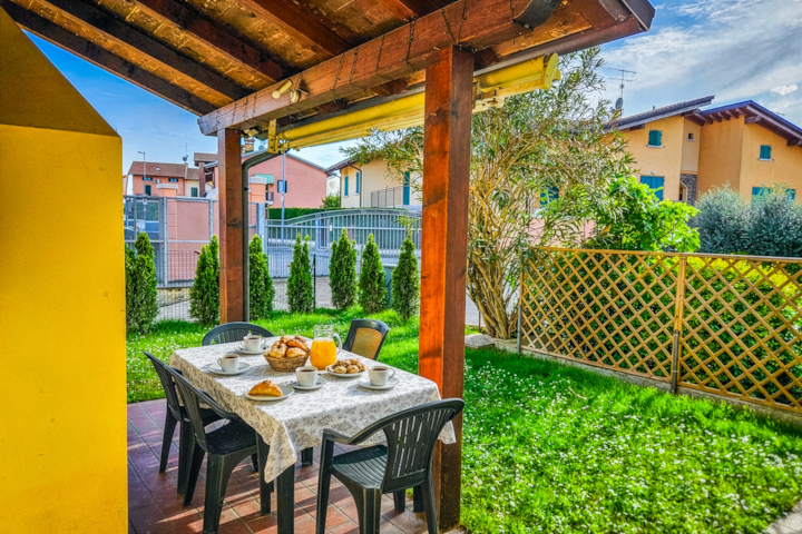 10 Min To Gardaland | Pool & Private Garden - Peschiera del Garda
