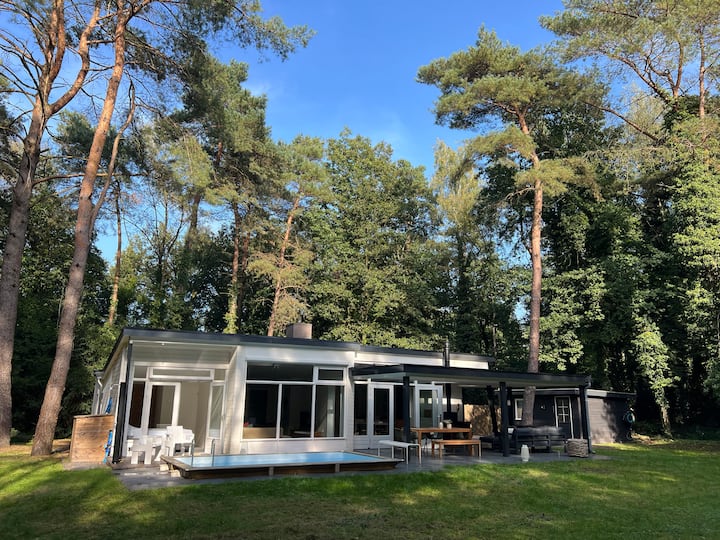 Luxe Vrijstaande Bosvilla Met Privézwembad - Lochem