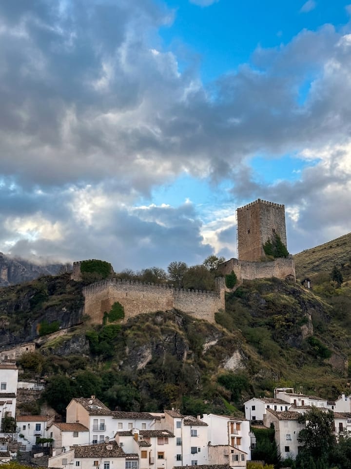 Casa Ea – Cerezuelo River Trail – Free Parking - Quesada