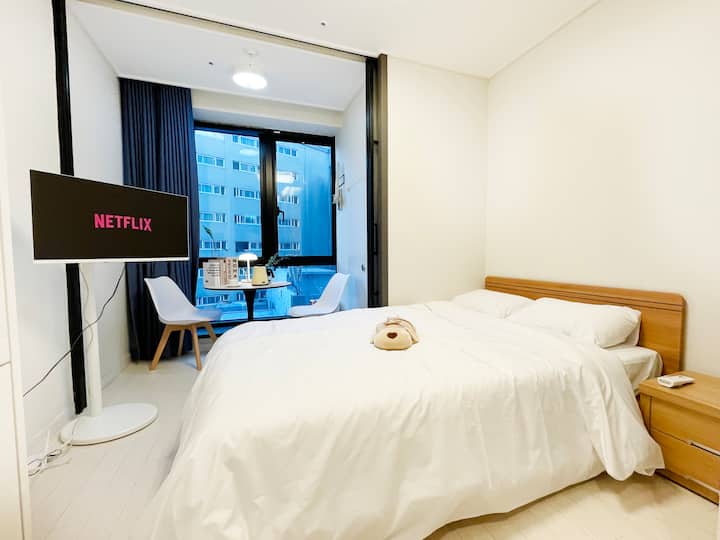 #Mz Stay#서면역12번 출구#중층#Ott시청#비대면#풀옵션#트루엘센트럴 - Busan