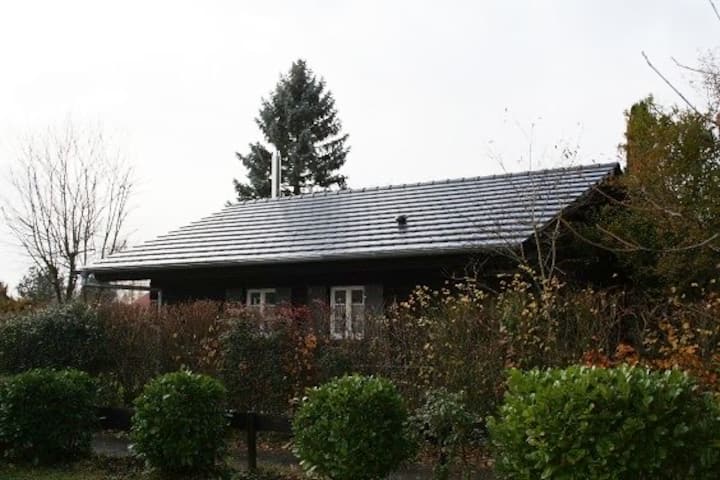 "Chalet Am Waldrand" - Rottenburg am Neckar