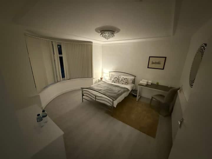 Cosy Family Stay In Maidenhead + Parking - Maidenhead