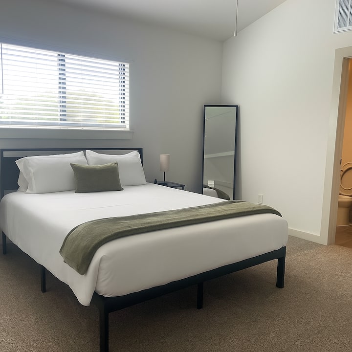 Loft & Luxe - 1 Bedroom Near Downtown Dallas - Dallas, TX