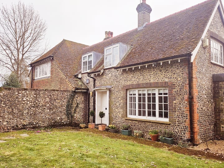 Charming Surrey Cottage, 30 Mins To Central London - Redhill
