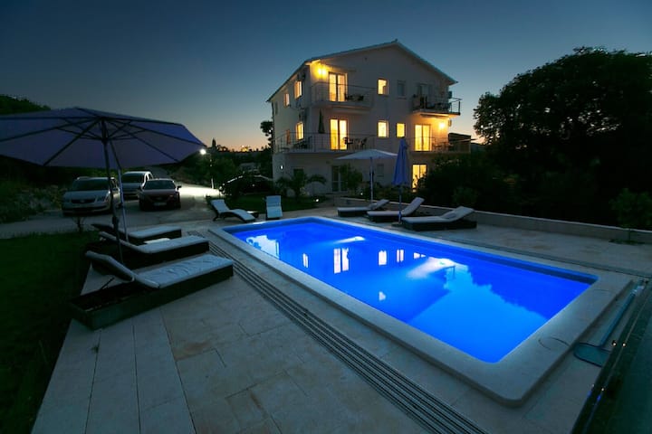 Villa Oleander 3 - Sevid