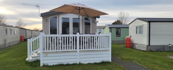 Luxurious 6 Berth Holiday Home - モーカム