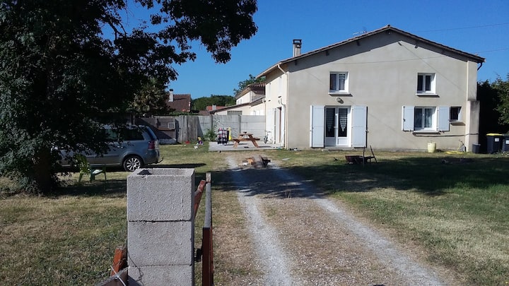 Grande Maison Familiale. - Lesparre-Médoc