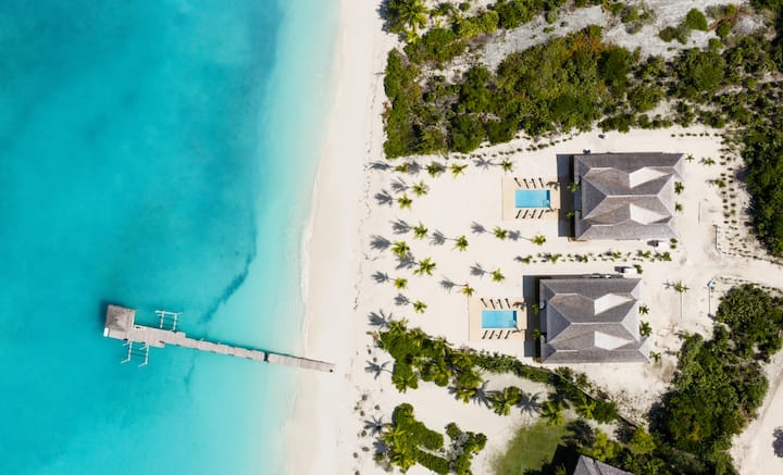 *New* Www.bluwakes 10bdr Beachfront, Pool, Luxury - The Bahamas