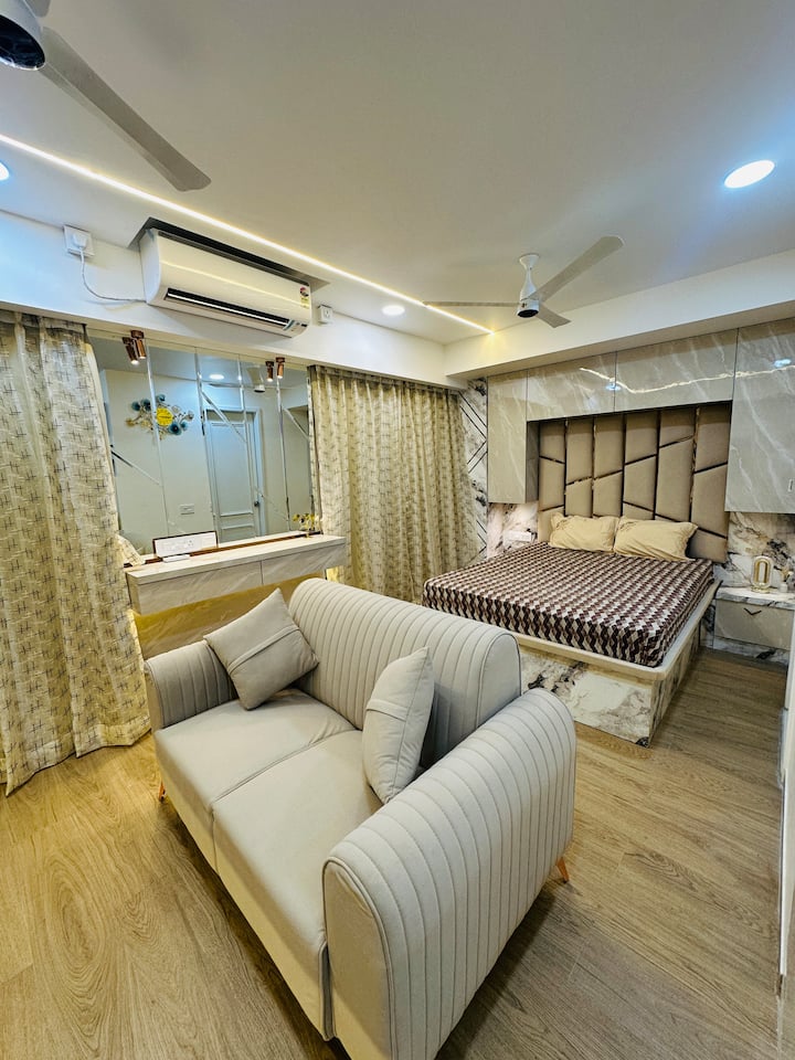 Cozy Studio | Viman Nagar | Near Airport - India