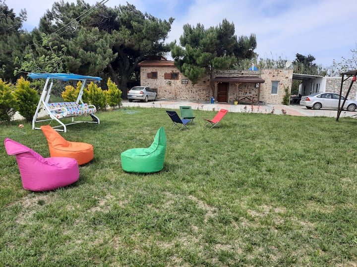 Bozcaada'da Tatilin Adresi - Geyikli