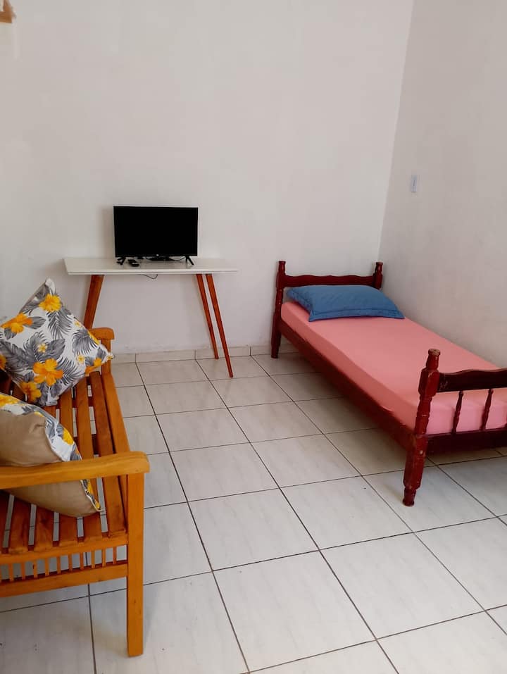 Casa De 1 Quarto Em Passos A 10 Min A Pé Do Centro - Passos