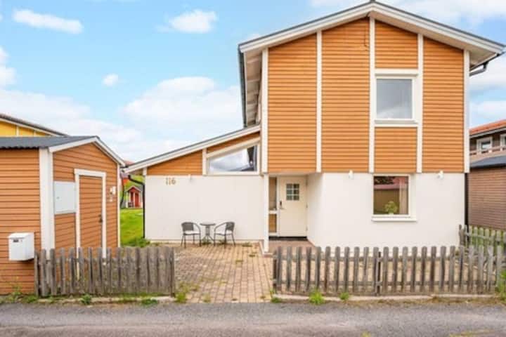Nyrenoverat Hus I Sandviken - Sandviken