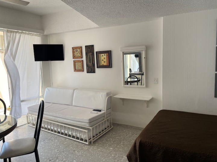 Suite 11 - Acapulco