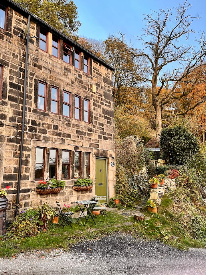 Wildlife, Hill Walks And A Bath For Two - Lancashire