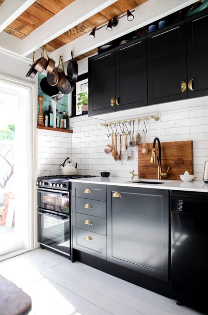 Tiny Inner City Cottage - 2 Bedrooms. - Wellington