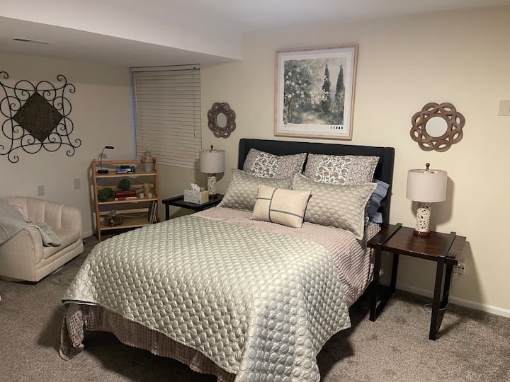 Little London Lodge - Colorado Springs, CO