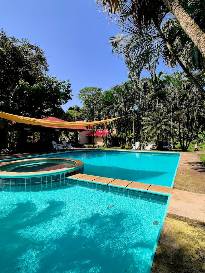 Casa Nael - Retalhuleu