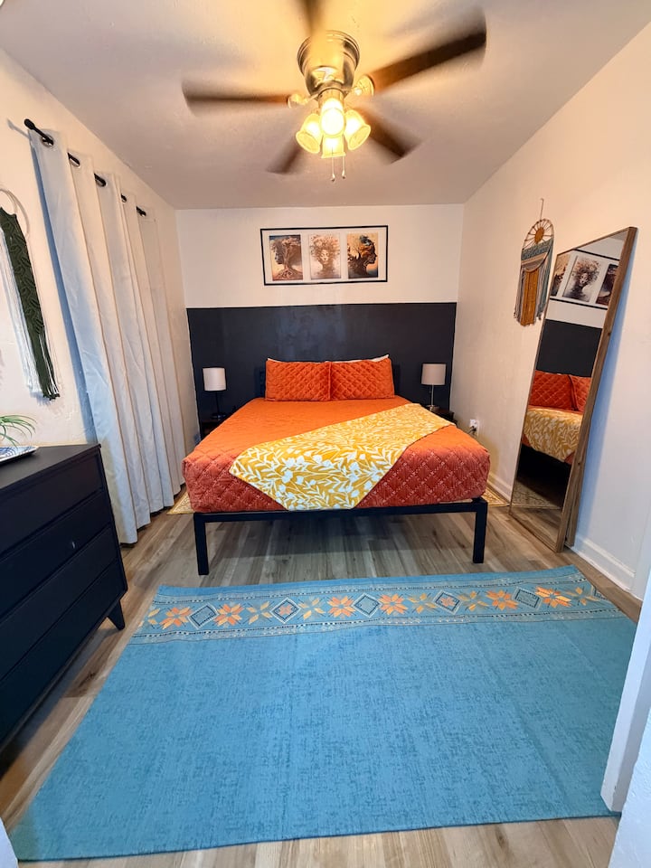 Sage & Sol | Midterm Stays Lawton - Lawton, OK