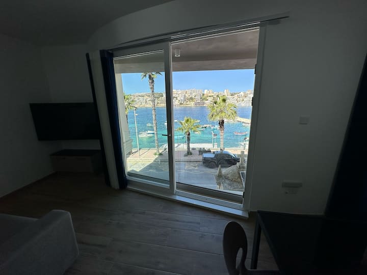 Seabreeze Apartments Flat 2 By Homely Malta! - Malta