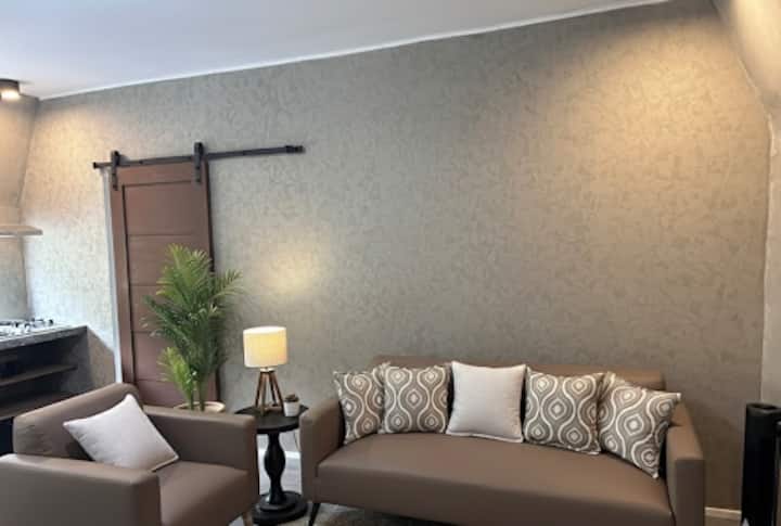 The Grayhouse
Beachfront 3br Loft, 2bath, 3toilet - Puerto Galera