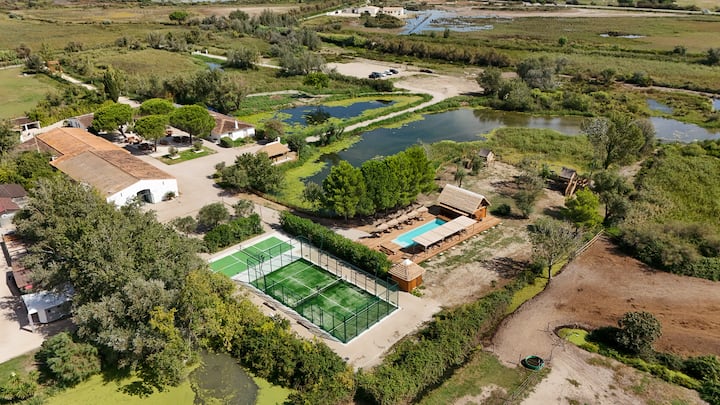 Exceptionnel Domaine Au Milieu Des Chevaux - Camargue