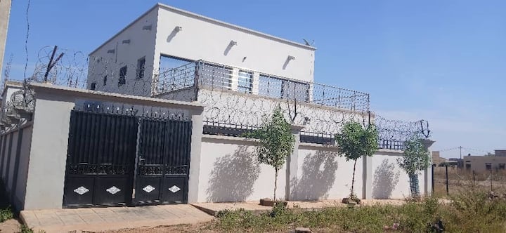 Villa Aïsse Bamako Sirakoro 10min Aéroport+panneau - Mali