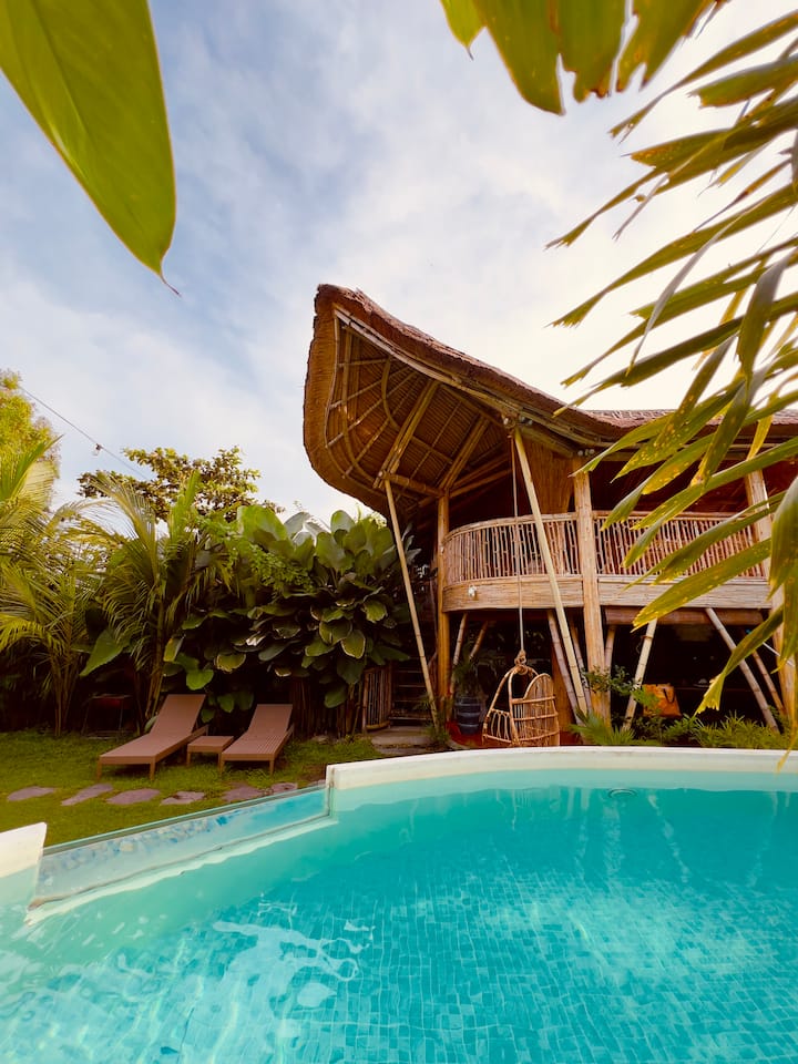 Family Group Bamboo Villa - Arayat