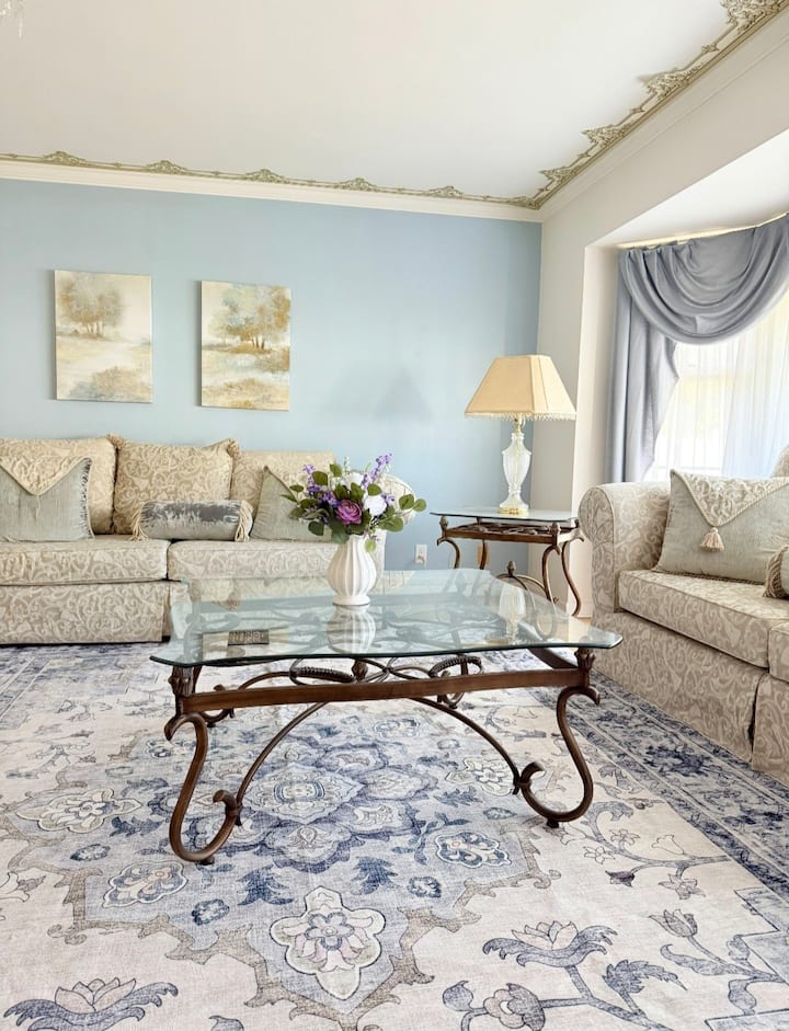 Bridgerton Themed House/very Spacious/4bd 3bath - Racine, WI