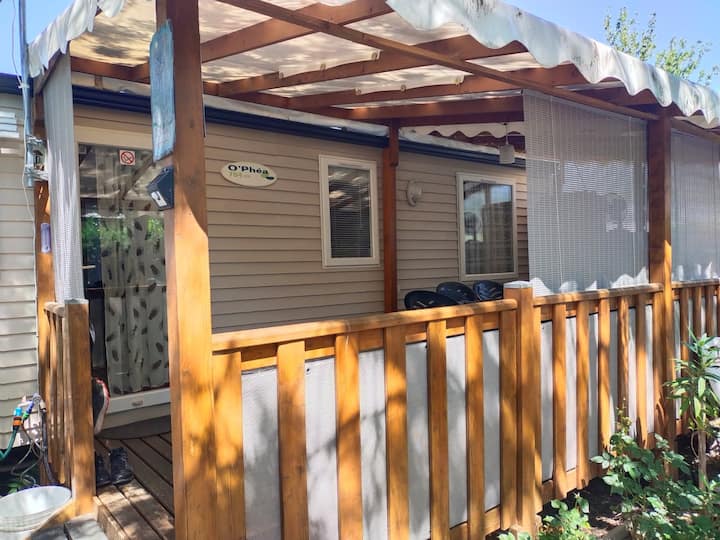 Vacances En Famille Au Pied Du Luberon - La Roque-d'Anthéron