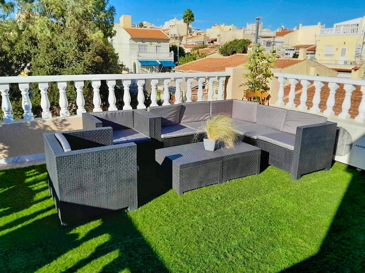 House With Roof Terrace - La Marina