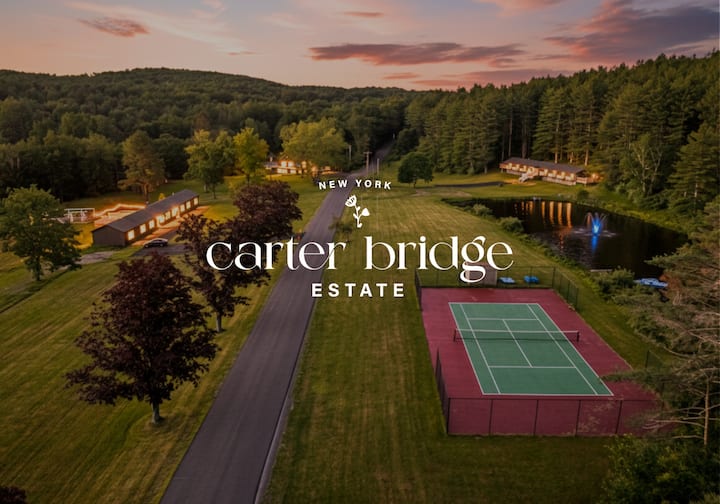 Carter Bridge Estate - Sleeps 52 - Hudson Valley, NY