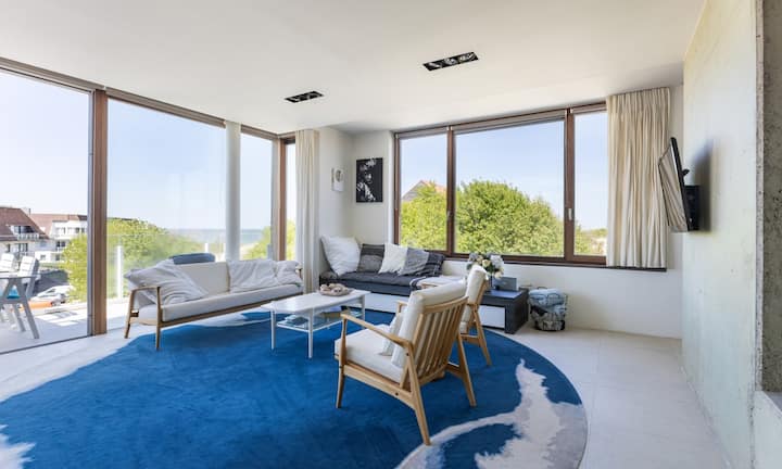 Ruim Hedendaags 2-slpk Appartement Met Zeezicht - Koksijde