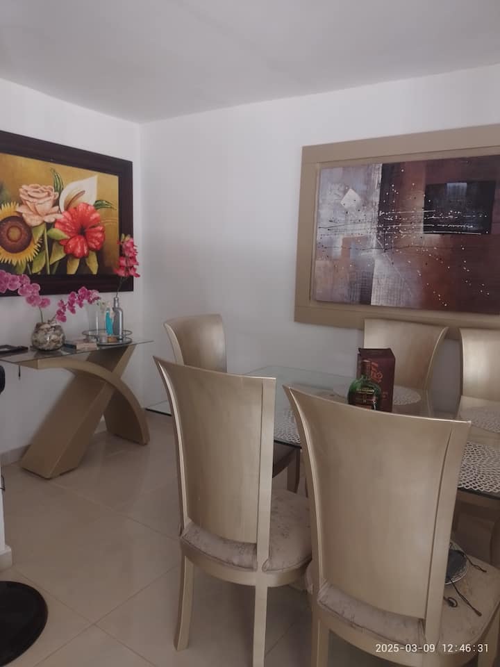 Casa Cerca Parque De La Leyenda - Valledupar