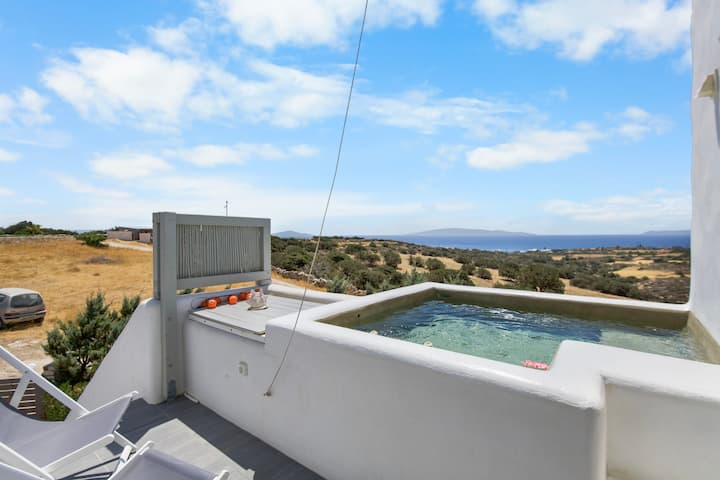 Seascape Blanc - パロス島