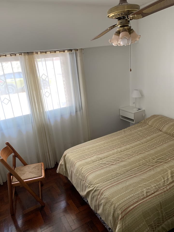 Temporario “La 18” Con Garage, Apto Auto/suv - La Plata