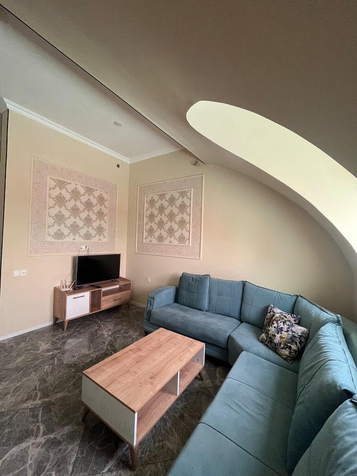 High Roof Haven - Bakou