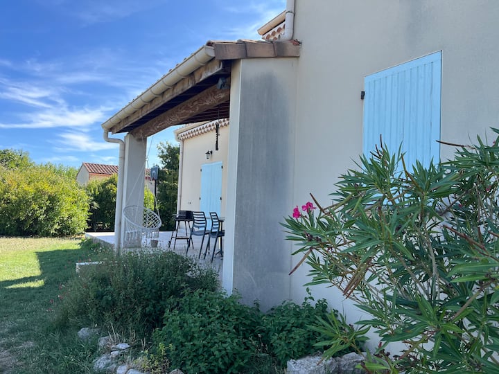 Villa La Roseraie
3 Chambres, 2 Salles De Bain - Pierrelatte