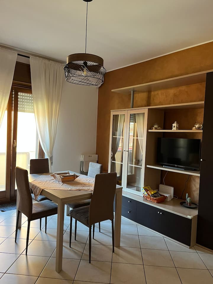 Central Apartment With Private Parking - Fiumicino