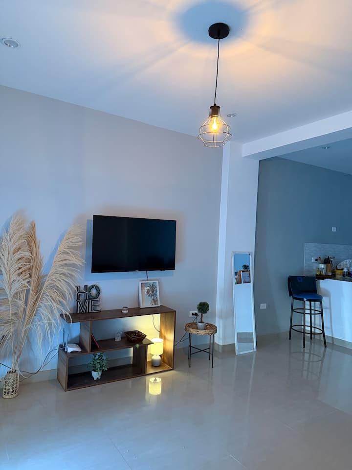 Departamento Cerca A La Playa - Tercer Piso - Pimentel