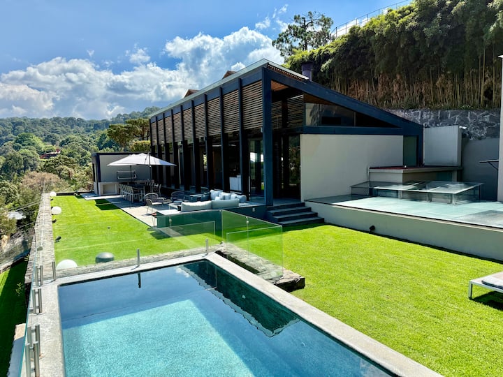 Casa De Piedra Avandaro Vista Al Lago - Valle de Bravo