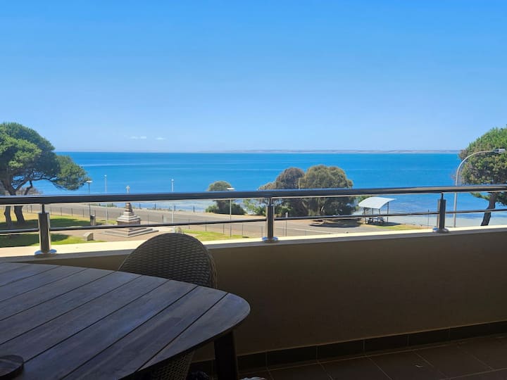 Kingscote Terraces Four:ocean Views, King Bed,wifi - Kingscote